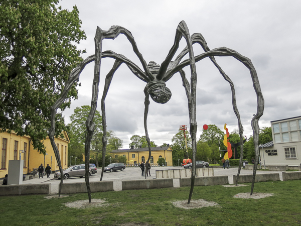The Maman Sculpture